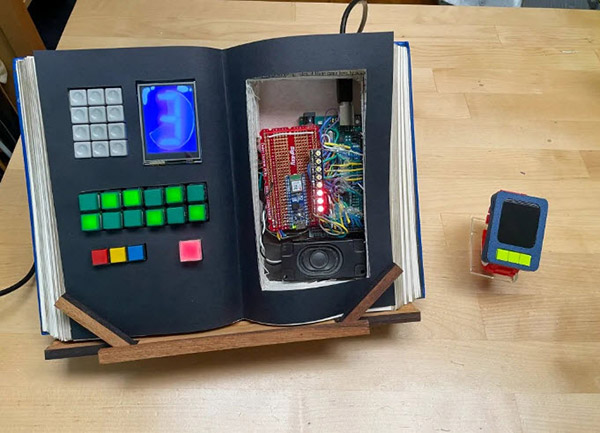 Inspector Gadget: Penny Cosplay